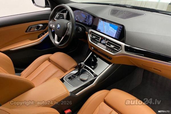 Melns BMW 3 Series 2022 Tallina, ar dzinēja tilpumu 2.00 L un nobraukumu 90 tūkst. km par 28900 €, foto 11 vietnē AUTOMOTO.COM.LV