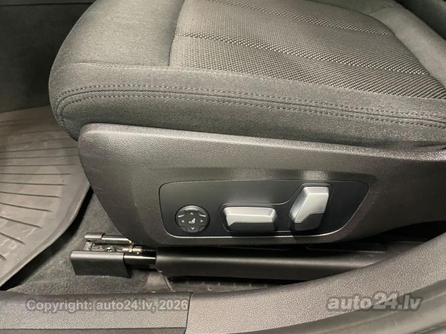 Melns BMW 3 Series 2023 Tallina, ar dzinēja tilpumu 2.00 L un nobraukumu 65 tūkst. km par 29990 €, foto 9 vietnē AUTOMOTO.COM.LV