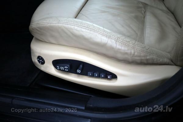 Melns BMW 3 Series 2001 Tallina, ar dzinēja tilpumu 2.00 L un nobraukumu 399 tūkst. km par 1499 €, foto 9 vietnē AUTOMOTO.COM.LV