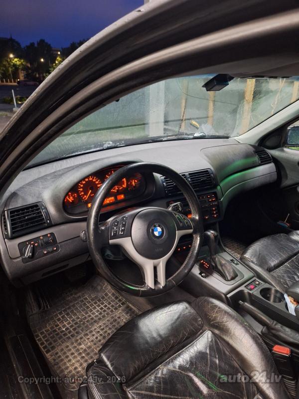 Melns BMW 3 Series 2003 Tallina, ar dzinēja tilpumu 2.00 L un nobraukumu 0 tūkst. km par 1750 €, foto 5 vietnē AUTOMOTO.COM.LV