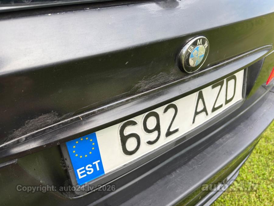 Black BMW 3 Series 2003 in Tartu, with an engine capacity of 2.00 L and mileage of 388 thousand km for 2000 €, photo 17 on AUTOMOTO.COM.LV