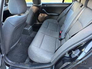 Melns BMW 3 Series 2003 Pelva, ar dzinēja tilpumu 2.00 L un nobraukumu 249 tūkst. km par 2850 €, foto 9 vietnē AUTOMOTO.COM.LV