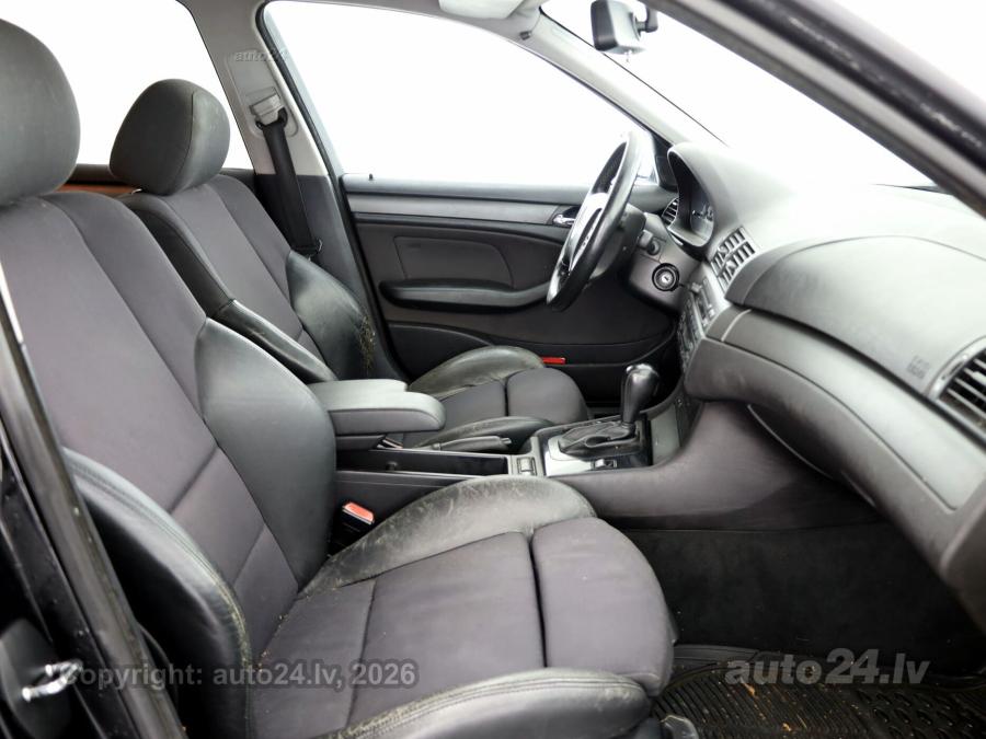 Black BMW 3 Series 2003 in Tallinn, with an engine capacity of 2.00 L and mileage of 317 thousand km for 699 €, photo 7 on AUTOMOTO.COM.LV