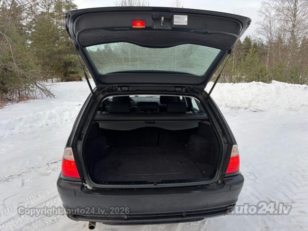 Black BMW 3 Series 2004 in Tallinn, with an engine capacity of 2.00 L and mileage of 194 thousand km for 3400 €, photo 4 on AUTOMOTO.COM.LV