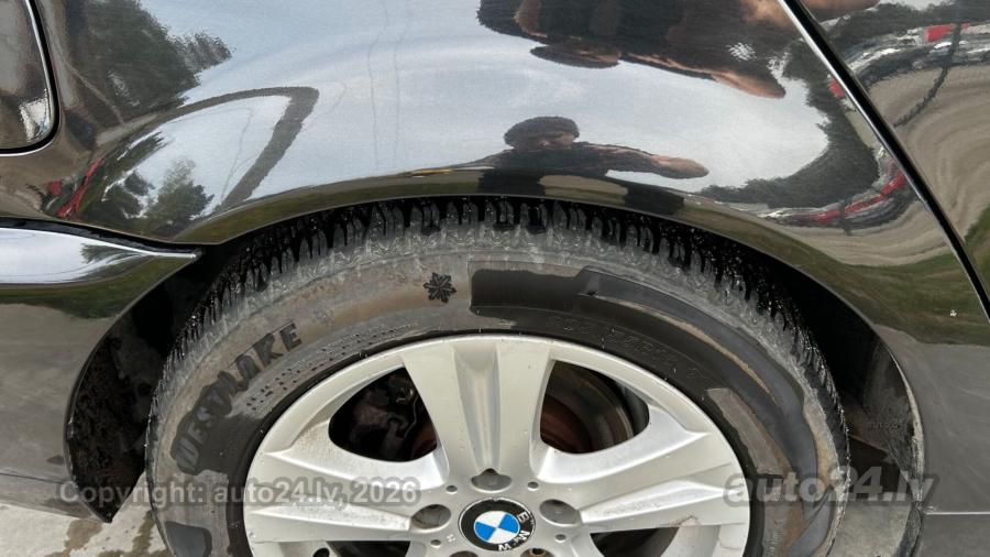 Black BMW 3 Series 2004 in Tallinn, with an engine capacity of 2.00 L and mileage of 196 thousand km for 3200 €, photo 9 on AUTOMOTO.COM.LV
