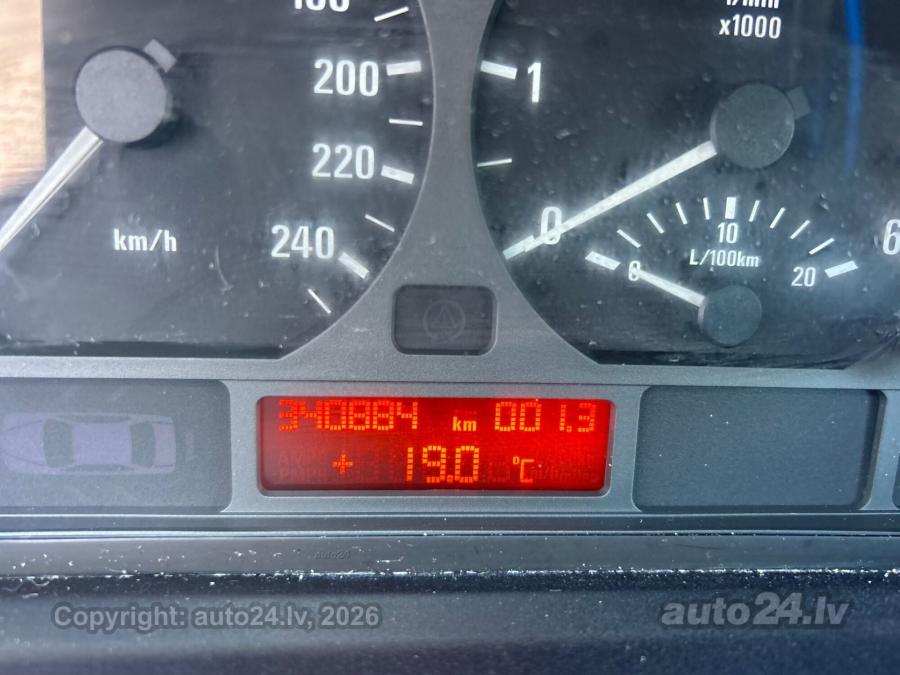 Черный БМВ 3 Серия 2004 в Тарту, объемом двигателя 2.00 л и пробегом 340 тыс. км за 1998 €, фото 13 на AUTOMOTO.COM.LV