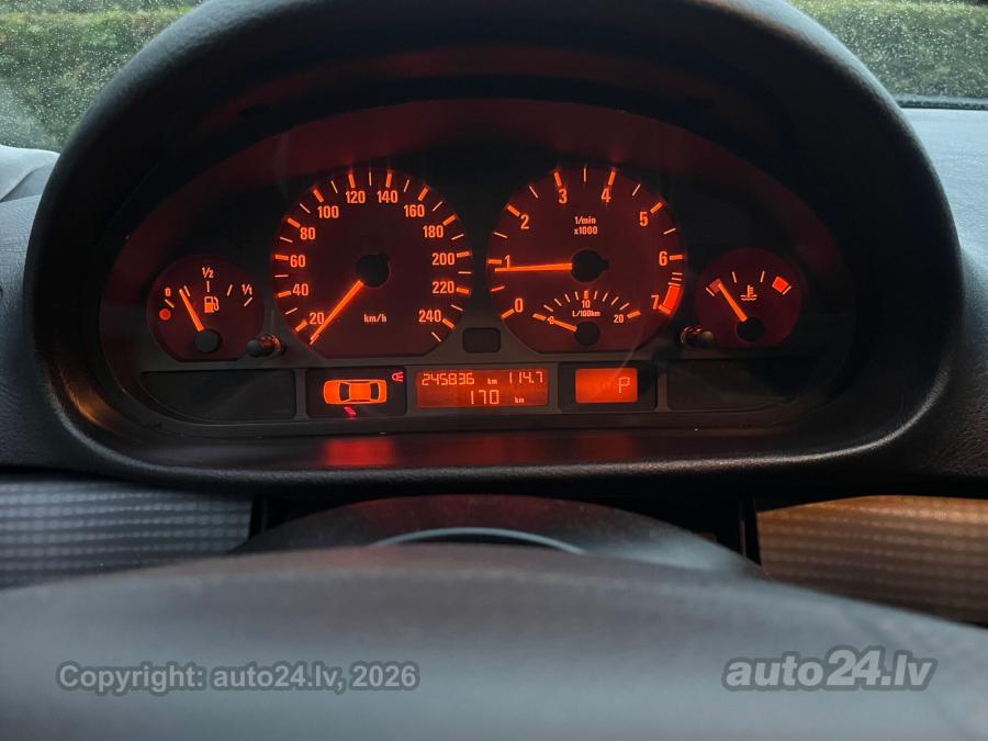 Черный БМВ 3 Серия 2004 в Таллин, объемом двигателя 2.50 л и пробегом 246 тыс. км за 3299 €, фото 19 на AUTOMOTO.COM.LV