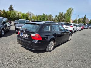 Black BMW 3 Series 2005 in Tartu, with an engine capacity of 2.00 L and mileage of 261 thousand km for 2990 €, photo 12 on AUTOMOTO.COM.LV