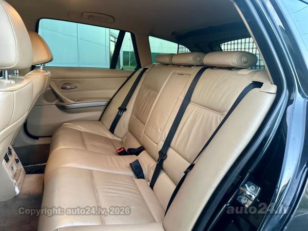 Melns BMW 3 Series 2005 Tallina, ar dzinēja tilpumu 2.00 L un nobraukumu 0 tūkst. km par 3100 €, foto 9 vietnē AUTOMOTO.COM.LV