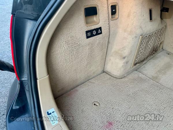 Melns BMW 3 Series 2005 Tallina, ar dzinēja tilpumu 2.00 L un nobraukumu 0 tūkst. km par 3100 €, foto 10 vietnē AUTOMOTO.COM.LV