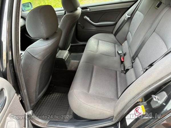 Black BMW 3 Series 2005 in Polva, with an engine capacity of 2.00 L and mileage of 359 thousand km for 2600 €, photo 7 on AUTOMOTO.COM.LV