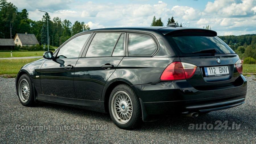 Black BMW 3 Series 2005 in Tallinn, with an engine capacity of 2.00 L and mileage of 463 thousand km for 4400 €, photo 3 on AUTOMOTO.COM.LV
