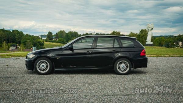 Black BMW 3 Series 2005 in Tallinn, with an engine capacity of 2.00 L and mileage of 463 thousand km for 4400 €, photo 5 on AUTOMOTO.COM.LV