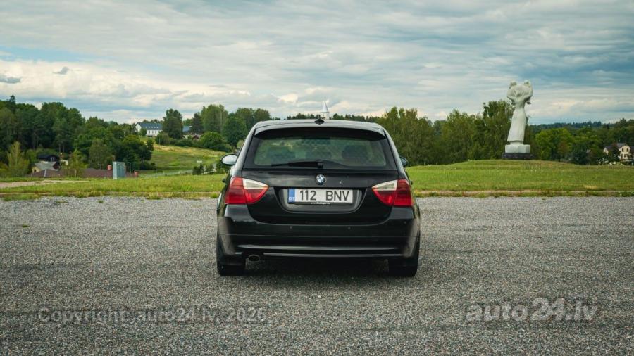 Black BMW 3 Series 2005 in Tallinn, with an engine capacity of 2.00 L and mileage of 463 thousand km for 4400 €, photo 7 on AUTOMOTO.COM.LV