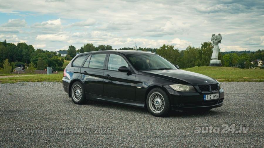 Black BMW 3 Series 2005 in Tallinn, with an engine capacity of 2.00 L and mileage of 463 thousand km for 4400 €, photo 10 on AUTOMOTO.COM.LV