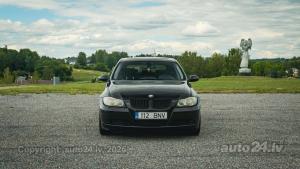 Black BMW 3 Series 2005 in Tallinn, with an engine capacity of 2.00 L and mileage of 463 thousand km for 4400 €, photo 11 on AUTOMOTO.COM.LV