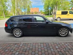 Black BMW 3 Series 2006 in Tallinn, with an engine capacity of 2.00 L and mileage of 399 thousand km for 1299 €, photo 5 on AUTOMOTO.COM.LV
