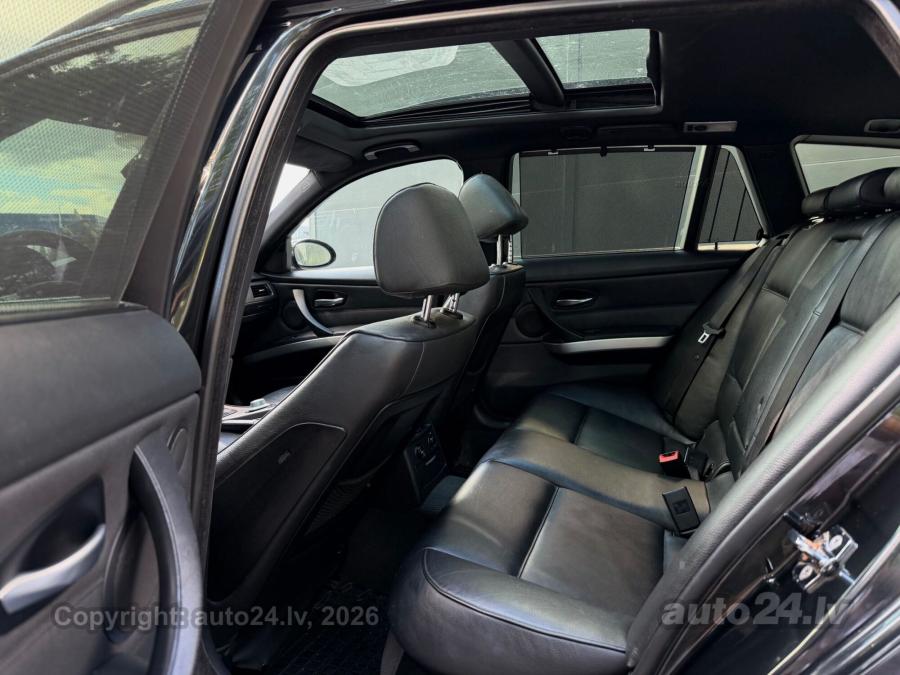Melns BMW 3 Series 2006 Tartu, ar dzinēja tilpumu 3.00 L un nobraukumu 0 tūkst. km par 4899 €, foto 12 vietnē AUTOMOTO.COM.LV