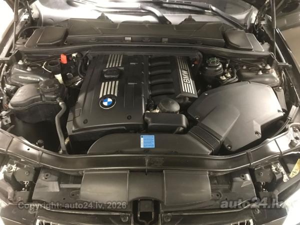 Black BMW 3 Series 2007 in Tallinn, with an engine capacity of 3.00 L and mileage of 238 thousand km for 5999 €, photo 8 on AUTOMOTO.COM.LV