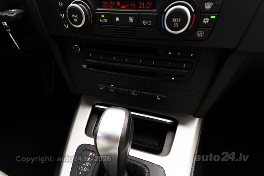 Melns BMW 3 Series 2007 Tartu, ar dzinēja tilpumu 3.00 L un nobraukumu 341 tūkst. km par 5500 €, foto 13 vietnē AUTOMOTO.COM.LV