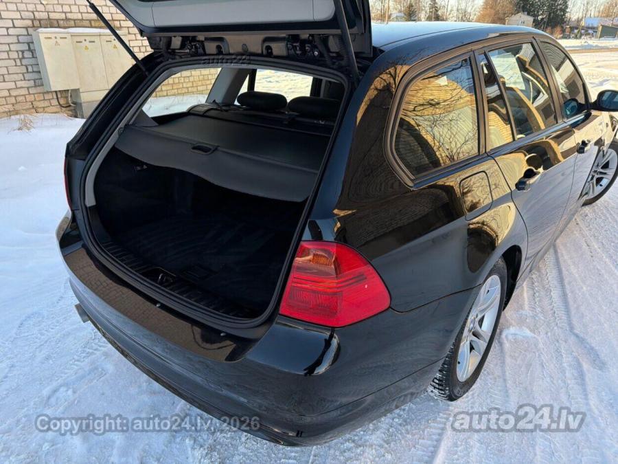 Melns BMW 3 Series 2008 Viljandi, ar dzinēja tilpumu 2.00 L un nobraukumu 348 tūkst. km par 4290 €, foto 24 vietnē AUTOMOTO.COM.LV