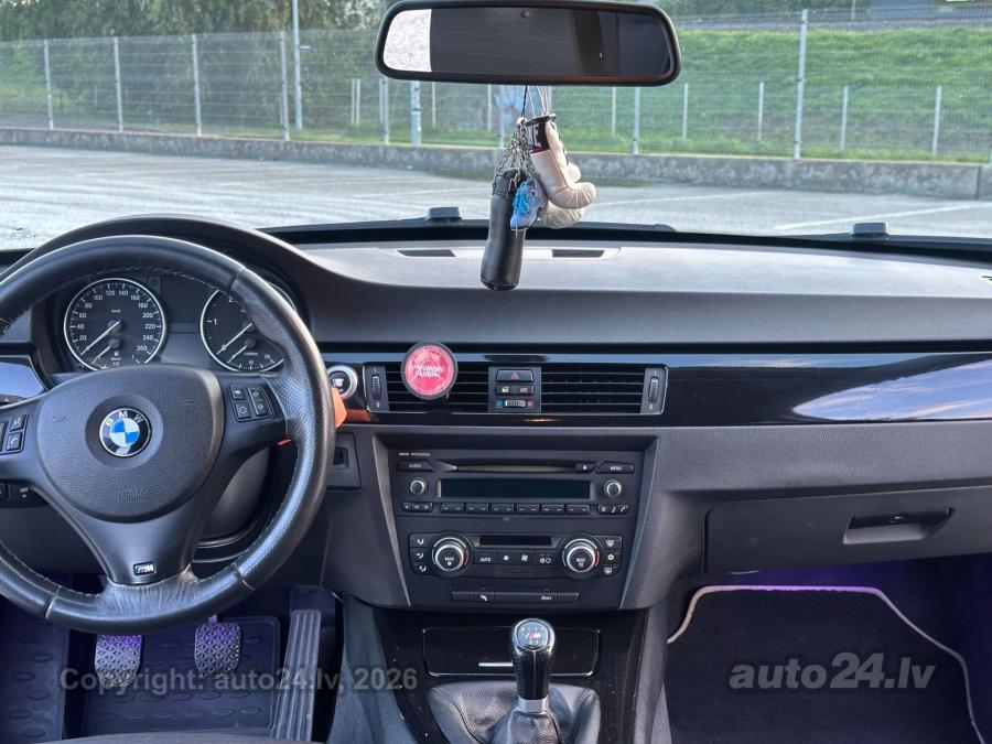 Black BMW 3 Series 2008 in Tallinn, with an engine capacity of 2.00 L and mileage of 260 thousand km for 4300 €, photo 7 on AUTOMOTO.COM.LV