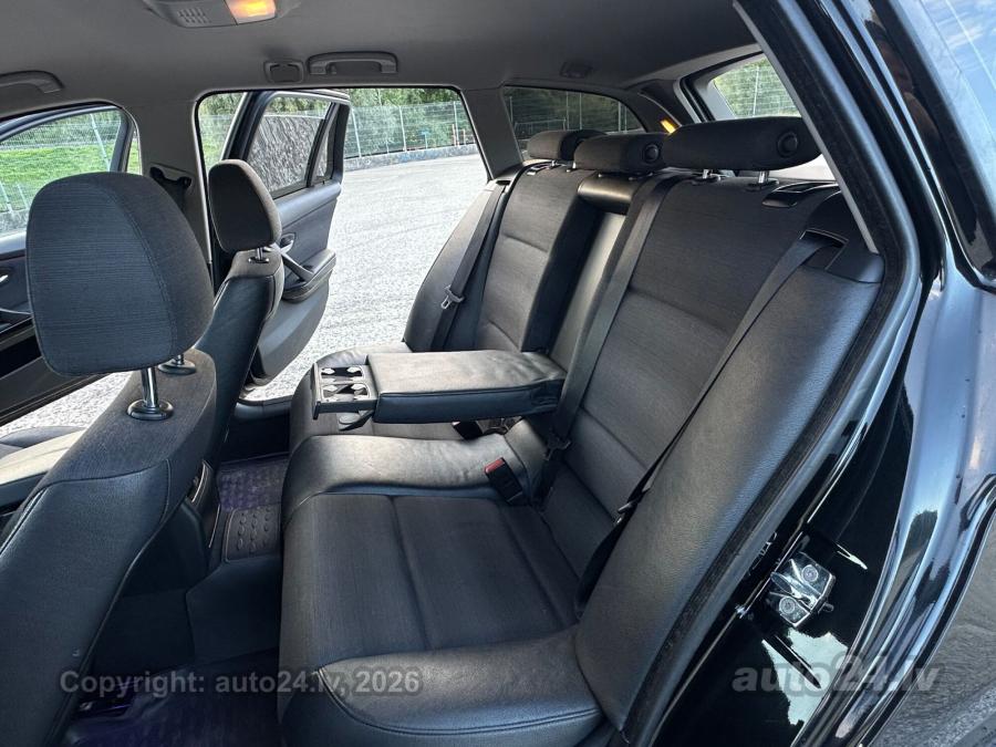 Black BMW 3 Series 2008 in Tallinn, with an engine capacity of 2.00 L and mileage of 260 thousand km for 4300 €, photo 9 on AUTOMOTO.COM.LV