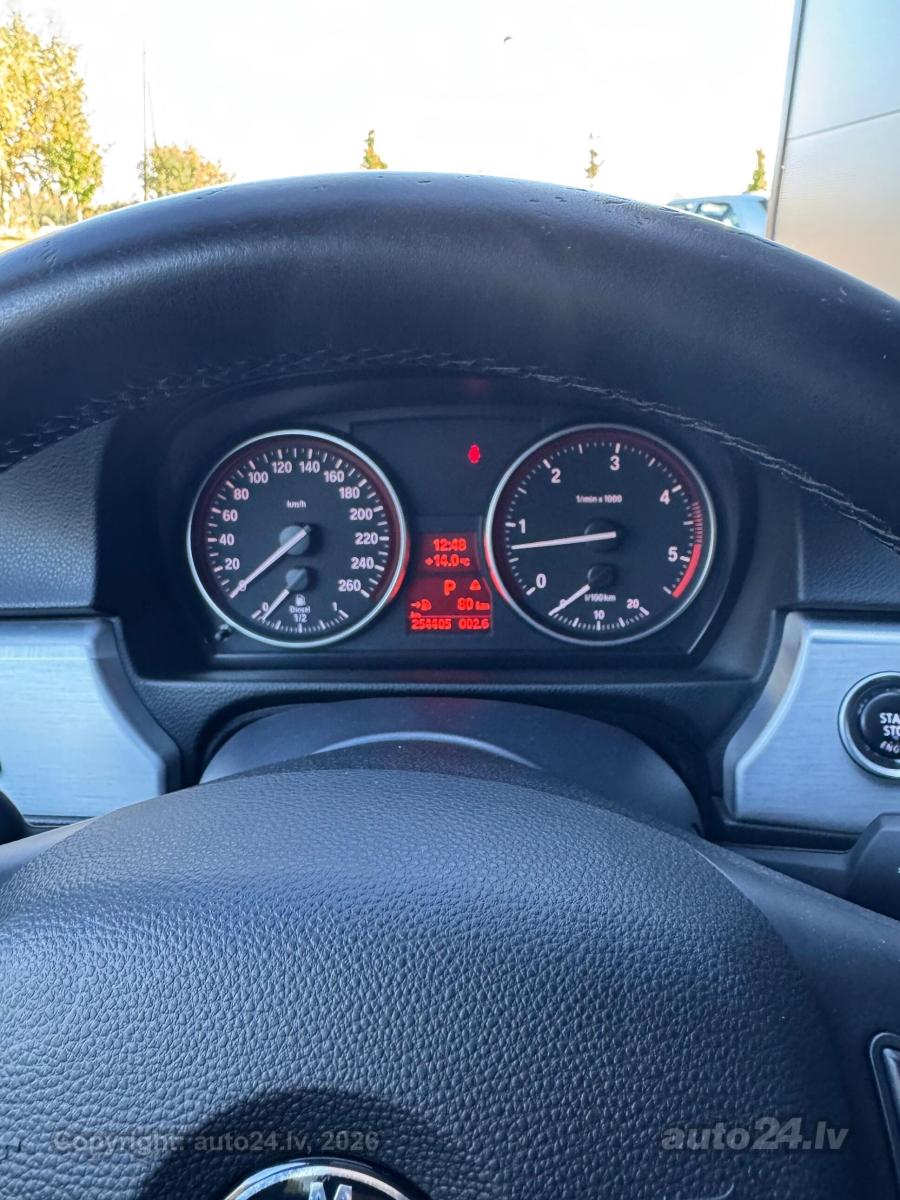 Melns BMW 3 Series 2008 Tartu, ar dzinēja tilpumu 3.00 L un nobraukumu 254 tūkst. km par 6990 €, foto 12 vietnē AUTOMOTO.COM.LV