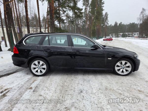 Melns BMW 3 Series 2009 Tallina, ar dzinēja tilpumu 3.00 L un nobraukumu 286 tūkst. km par 9599 €, foto 3 vietnē AUTOMOTO.COM.LV