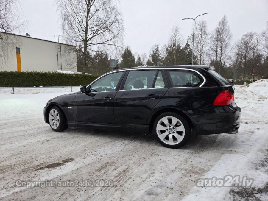 Black BMW 3 Series 2009 in Tallinn, with an engine capacity of 3.00 L and mileage of 286 thousand km for 9599 €, photo 5 on AUTOMOTO.COM.LV