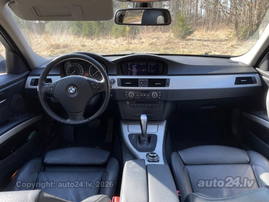 Melns BMW 3 Series 2009 Tallina, ar dzinēja tilpumu 2.00 L un nobraukumu 275 tūkst. km par 4990 €, foto 11 vietnē AUTOMOTO.COM.LV