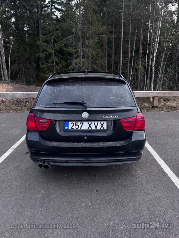 Melns BMW 3 Series 2009 Tallina, ar dzinēja tilpumu 3.00 L un nobraukumu 399 tūkst. km par 6499 €, foto 5 vietnē AUTOMOTO.COM.LV