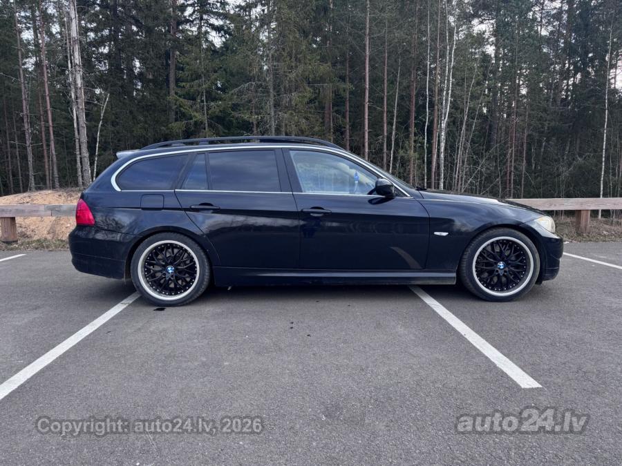 Melns BMW 3 Series 2009 Tallina, ar dzinēja tilpumu 3.00 L un nobraukumu 399 tūkst. km par 6499 €, foto 9 vietnē AUTOMOTO.COM.LV