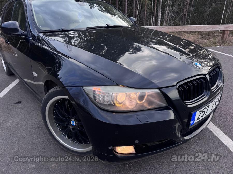 Melns BMW 3 Series 2009 Tallina, ar dzinēja tilpumu 3.00 L un nobraukumu 399 tūkst. km par 6499 €, foto 21 vietnē AUTOMOTO.COM.LV