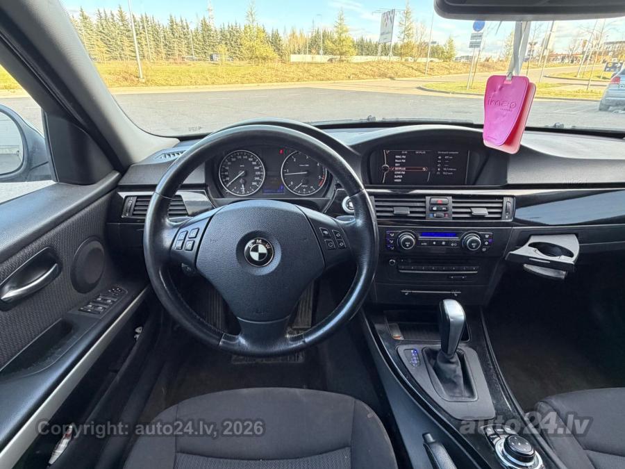 Melns BMW 3 Series 2009 Tartu, ar dzinēja tilpumu 2.00 L un nobraukumu 360 tūkst. km par 3200 €, foto 8 vietnē AUTOMOTO.COM.LV