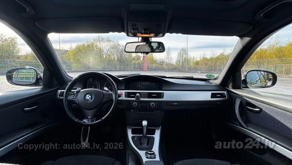 Black BMW 3 Series 2009 in Tallinn, with an engine capacity of 3.00 L and mileage of 334 thousand km for 8200 €, photo 9 on AUTOMOTO.COM.LV