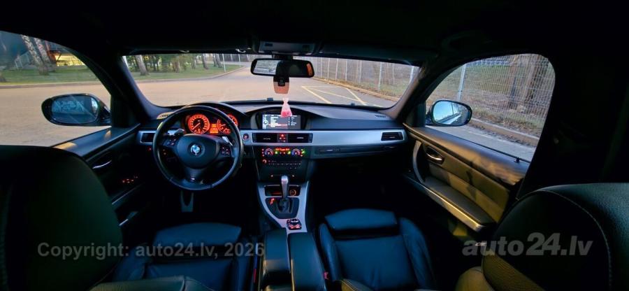 Melns BMW 3 Series 2009 Tallina, ar dzinēja tilpumu 3.00 L un nobraukumu 398 tūkst. km par 5500 €, foto 10 vietnē AUTOMOTO.COM.LV