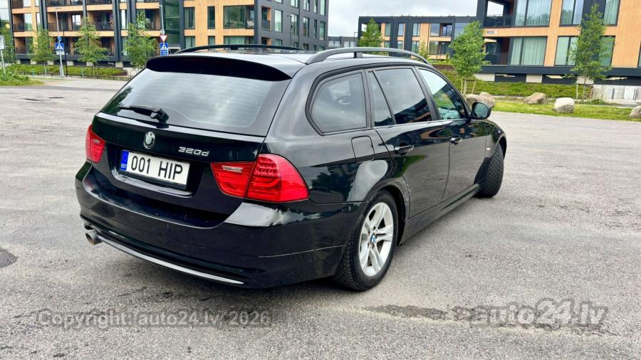 Melns BMW 3 Series 2009 Tallina, ar dzinēja tilpumu 2.00 L un nobraukumu 295 tūkst. km par 4500 €, foto 4 vietnē AUTOMOTO.COM.LV