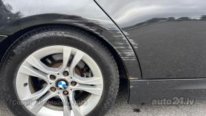 Melns BMW 3 Series 2009 Tallina, ar dzinēja tilpumu 2.00 L un nobraukumu 295 tūkst. km par 4500 €, foto 12 vietnē AUTOMOTO.COM.LV