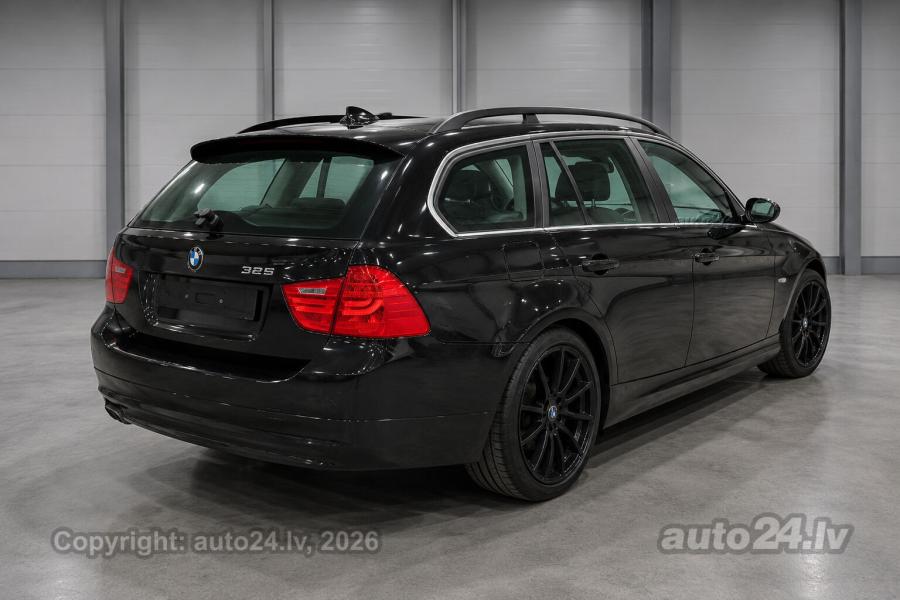 Black BMW 3 Series 2009 in Tartu, with an engine capacity of 3.00 L and mileage of 268 thousand km for 5790 €, photo 3 on AUTOMOTO.COM.LV