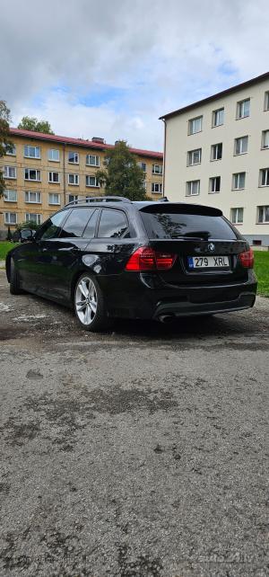 Melns BMW 3 Series 2009 Tallina, ar dzinēja tilpumu 2.00 L un nobraukumu 426 tūkst. km par 7000 €, foto 4 vietnē AUTOMOTO.COM.LV