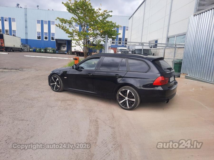 Melns BMW 3 Series 2010 Tallina, ar dzinēja tilpumu 2.00 L un nobraukumu 0 tūkst. km par 3000 €, foto 6 vietnē AUTOMOTO.COM.LV