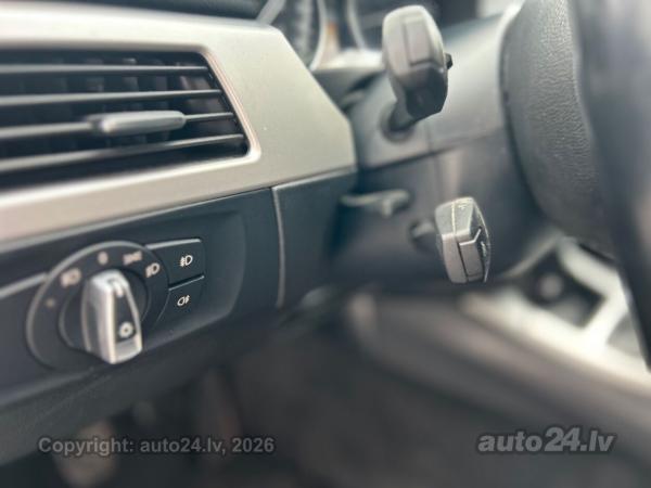Melns BMW 3 Series 2010 Tartu, ar dzinēja tilpumu 2.00 L un nobraukumu 229 tūkst. km par 3900 €, foto 11 vietnē AUTOMOTO.COM.LV
