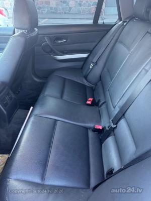 Black BMW 3 Series 2010 in Tartu, with an engine capacity of 2.00 L and mileage of 319 thousand km for 3350 €, photo 6 on AUTOMOTO.COM.LV