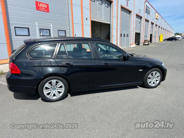 Black BMW 3 Series 2010 in Tartu, with an engine capacity of 2.00 L and mileage of 199 thousand km for 4200 €, photo 4 on AUTOMOTO.COM.LV