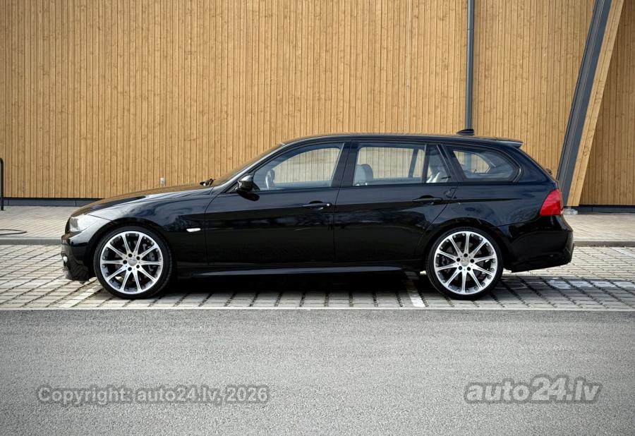 Melns BMW 3 Series 2010 Tallina, ar dzinēja tilpumu 3.00 L un nobraukumu 213 tūkst. km par 16500 €, foto 5 vietnē AUTOMOTO.COM.LV