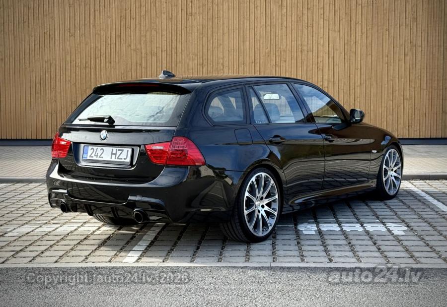 Melns BMW 3 Series 2010 Tallina, ar dzinēja tilpumu 3.00 L un nobraukumu 213 tūkst. km par 16500 €, foto 11 vietnē AUTOMOTO.COM.LV