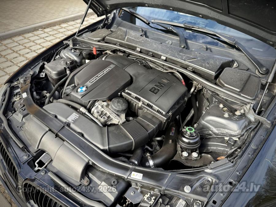 Melns BMW 3 Series 2010 Tallina, ar dzinēja tilpumu 3.00 L un nobraukumu 213 tūkst. km par 16500 €, foto 16 vietnē AUTOMOTO.COM.LV