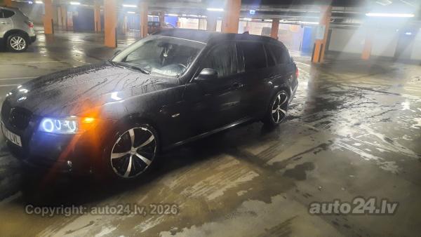 Melns BMW 3 Series 2010 Tallina, ar dzinēja tilpumu 2.00 L un nobraukumu 0 tūkst. km par 3500 €, foto 5 vietnē AUTOMOTO.COM.LV