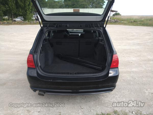Melns BMW 3 Series 2010 Kuresāre, ar dzinēja tilpumu 2.00 L un nobraukumu 235 tūkst. km par 6500 €, foto 6 vietnē AUTOMOTO.COM.LV